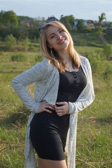 Самотні Мене питають чи не заважає робота знайомитись Ні Я працюю з дому маю вільний