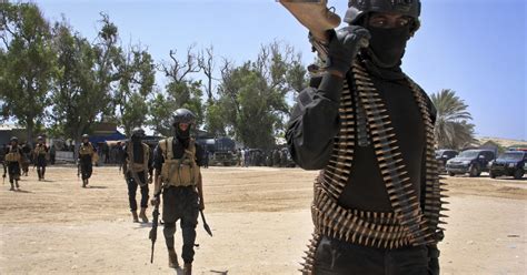 ဆိုမာလီအရာရှိများ တည်းခိုတဲ့ မိုဂါဒစ်ရှူးဟိုတယ်ကို အယ်လ်ရှာဘတ် သူပုန်များက တိုက်ခိုက်မှုများပြုလုပ်