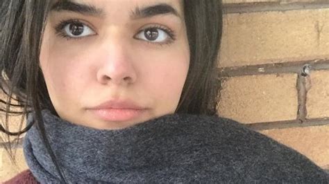 السعودية رهف القنون بـ المايو مع والد طفلها Jadeedoha