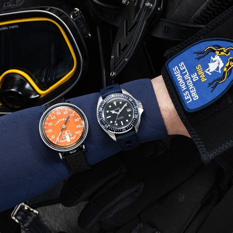 Diver 200m Automatic Diving Watch Blue Hgp Dive Watches