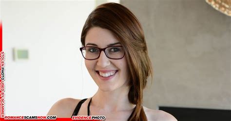 Amber Hahn S Instagram Twitter Facebook On Idcrawl