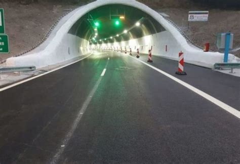 Предупреждение от АПИ Тази нощ карайте много внимателно през тунел Витиня