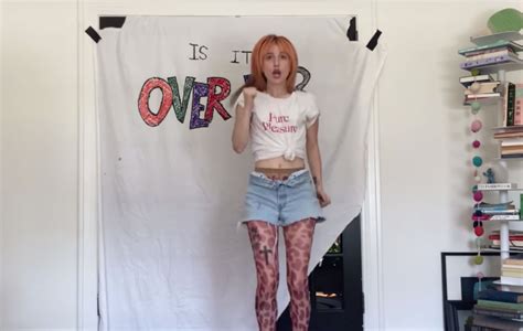 Hayley Williams Shares Over Yet Workout Video For Fans Stuck At Home