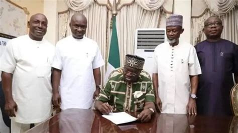 Ikpeazu Signs Bill Allowing Females To Inherit Properties