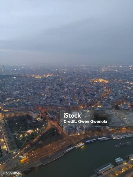 Paris Dari Menara Effeil Foto Stok Unduh Gambar Sekarang Cakrawala Perkotaan Lanskap Kota