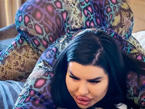 Mujer Que Busca Tener El Trasero M S Grande Del Mundo Lleva A Os Soltera La Gente Me Tiene