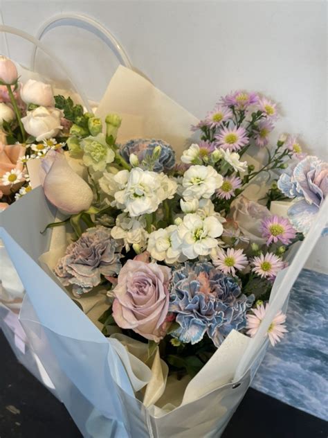 서귀포 꽃다발제주국제학교 연주회 꽃다발대정읍 구억리 꽃다발 배달제주 신화월드 생일 꽃다발안덕면 꽃다발 배달덕수리 기념일 꽃다발에듀시티로 꽃다발 배달 연주회 꽃다발