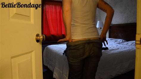 Wardrobe Assistant Bettie B Clips4sale