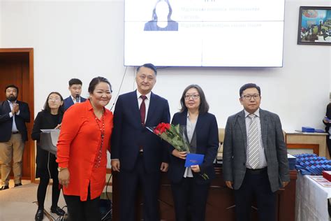 Багш нарын баярыг тохиолдуулан МУИС ийн багш ажилтнуудад шагнал… Монгол Улсын Их Сургууль