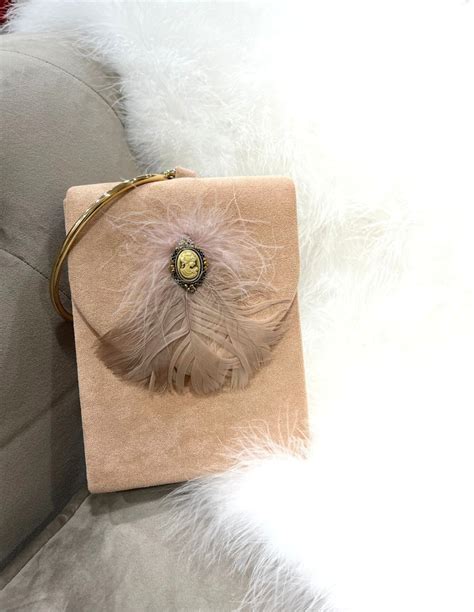 Rectangular Bag With Feathers And Washer Handle Invitadisima