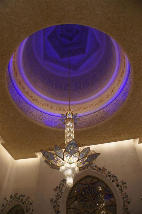 Sjeik Zayed Moskee Abu Dhabi Gezin Op Reis