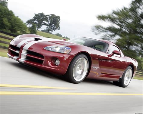 Dodge Viper: цена Додж Вайпер, технические характеристики Додж Вайпер ...