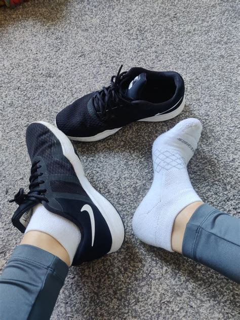 Smelly Sweaty Gym Feet R Vipfeet