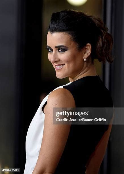 The 33 Cote De Pablo Photos And Premium High Res Pictures Getty Images