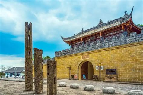 【諸葛亮北伐の旅 —— 第四駅：四川ロージャン区白馬関景勝地】 白馬関景勝地は、多くの要素が集約されていることから、三国関連の観光地の中でも