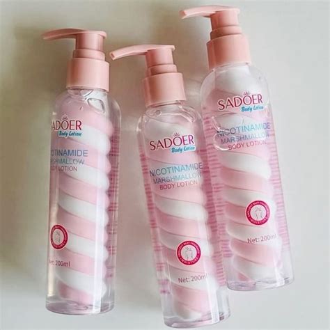 ‎آرایشی سحر آرایشی مراقبت پوستی 🤍🦋‎ On Instagram‎ دختری که تنش بو