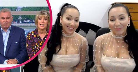 The World S Most Identical Twins Called Out By This Morning Viewers