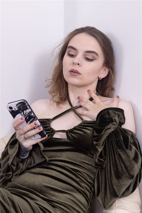 Kira Light Pictures In An Infinite Scroll 1 Pictures