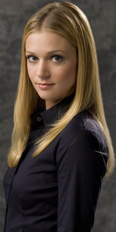 Aj Cook Ramazingcelebs
