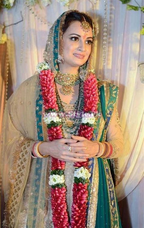 Diya Mirza Weds Sahil Sangha Bridal Jewellry Indian Celebrities Celebrity Weddings