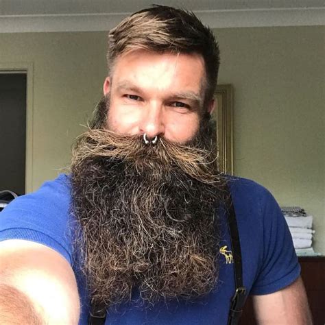 Macitnow 👉 Beautifulbeard Beardmodel Bärtig Baard Bart Barbu
