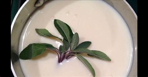 САЛВИЯ МЛЯКО и МЕД мощно трио при суха кашлица възпалено гърло и бели дробове пълни с