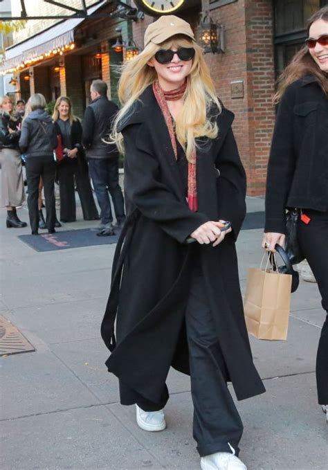 Kathryn Newton Street Style New York City 10232023 • Celebmafia