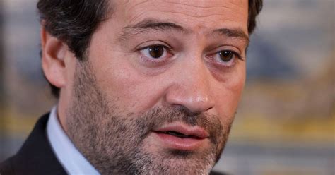 Nova Polémica André Ventura Acusado De Fazer Montagem Para Criticar Governo Sic Notícias