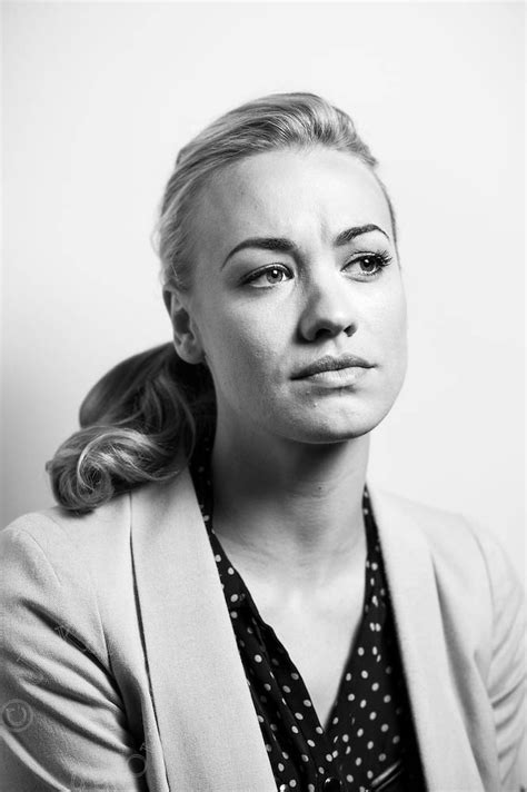 Photoshoot 005 0002 Yvonne Strahovski Online Photo Gallery