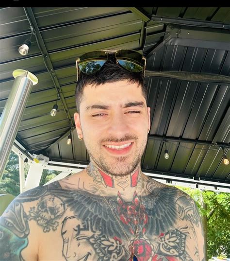 Andrew Medium