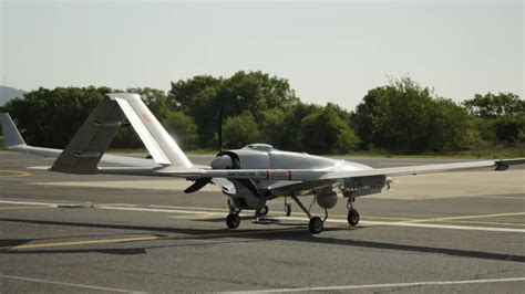 У Туреччині презентували оновлений Bayraktar зі штучним інтелектом — що вміє дрон нового