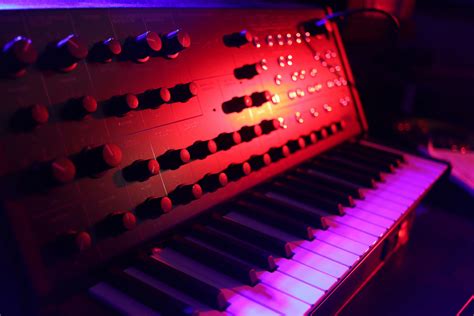 building a browser based music synthesizer with react