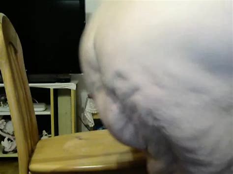 자위하는 할머니 xHamster
