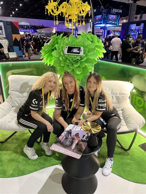 Logitech G On Twitter Swing By The Logitech G Booth Here At TwitchCon To Meet Some Of The