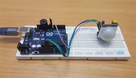 带arduino的pir运动传感器 亚博app更新