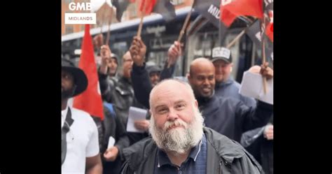 1 000 Security Guards Strike In England