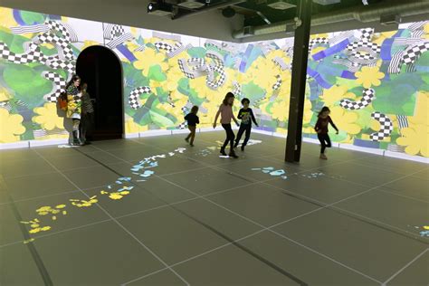 Immersive Spaces Augmenta