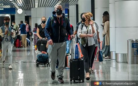 No More Verbal Declarations Travellers Must Fill In Customs Form Fmt