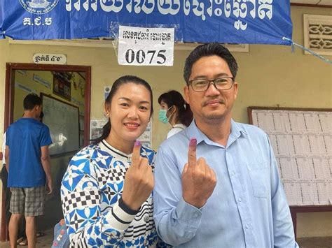 ទោះអាកាសធាតុមានភ្លៀងខ្យល់ ក៏ពលរដ្ឋខេត្តកោះកុងសម្រុកចេញទៅបោះឆ្នោត សារព័ត៌មាន នគរវត្ត