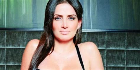 Celia Lora Se Quita La Ropa Y Muestra Todos Sus Tatuajes Mui Celebridades