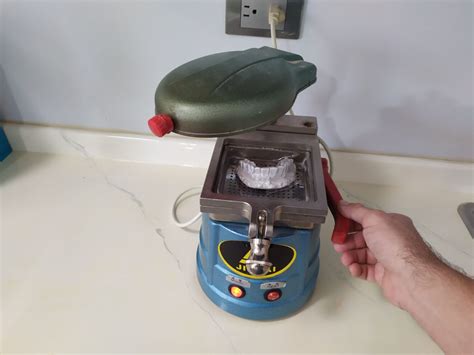 Elaboración De Un Guarda Oclusal De Acetato Hr