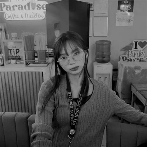 Wency Exconde Whenchiii • Threads Say More