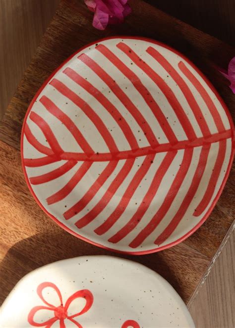 Red Leaf Plate Leaf Plates Plates Color Crafts