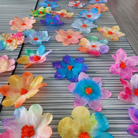 A Faithful Attempt Color Diffusing Paper Watercolour Flowers