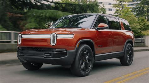 Rivian R1s Us Interior Layout And Technology Top Gear