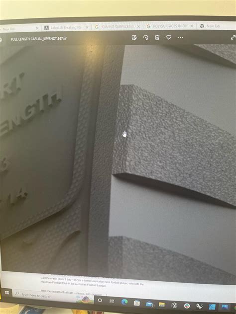 Is There A Way To Render With Rounded Edges Between Two Different Materials Photo Shows The