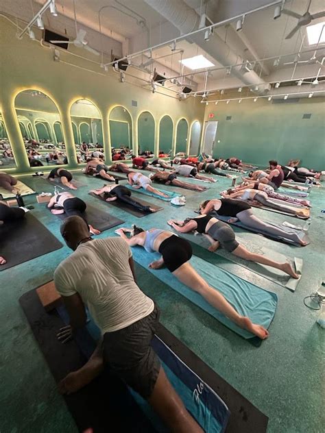 Mimi Yoga — No Place Like Om 🕉️
