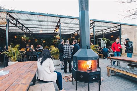 Chickys Yard R60 Burger Beer Special Every Tuesday Facebook