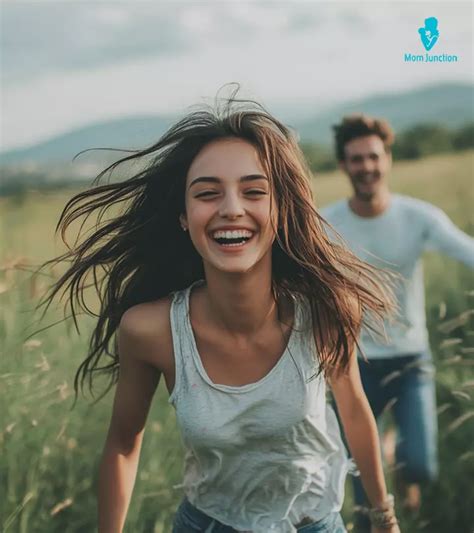 21 Clever Ways To Make Him Chase You