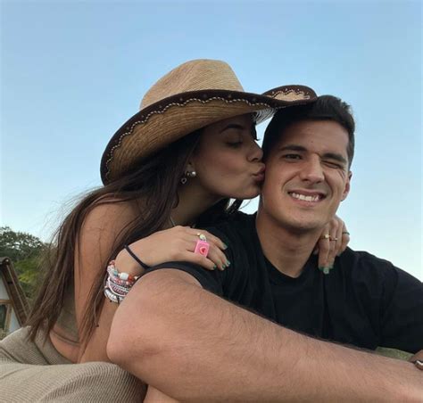 Sabina Hidalgos Profile Net Worth Age Height Relationships Faqs